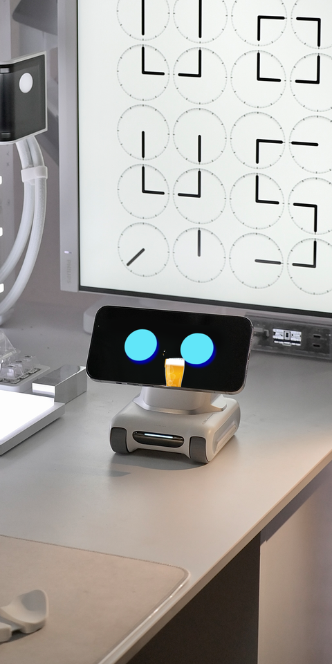 LOOI Robot: Turn Your Smartphone into a Desktop Robot!